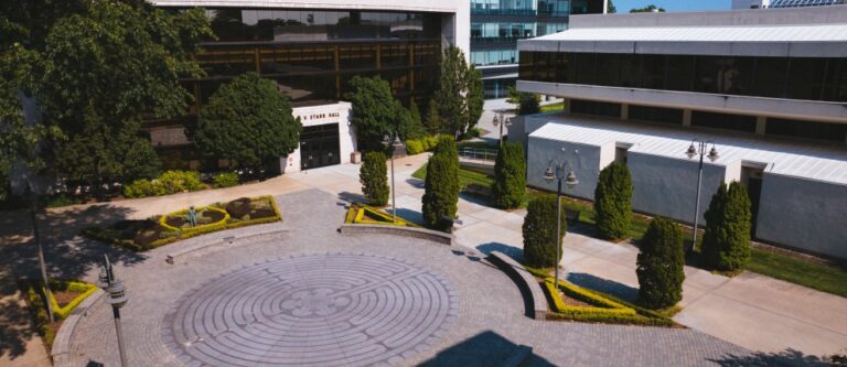Undergraduate Admission | Hofstra University